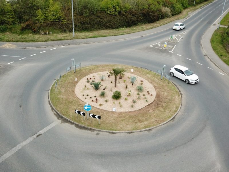 Trevena Cross donates plants to create magic on roundabouts in Helston